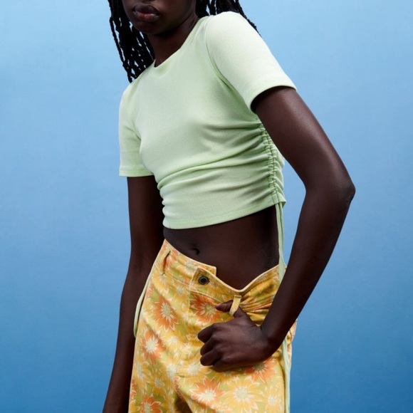 Zara | Tops | Zara Crop Top | Poshmark